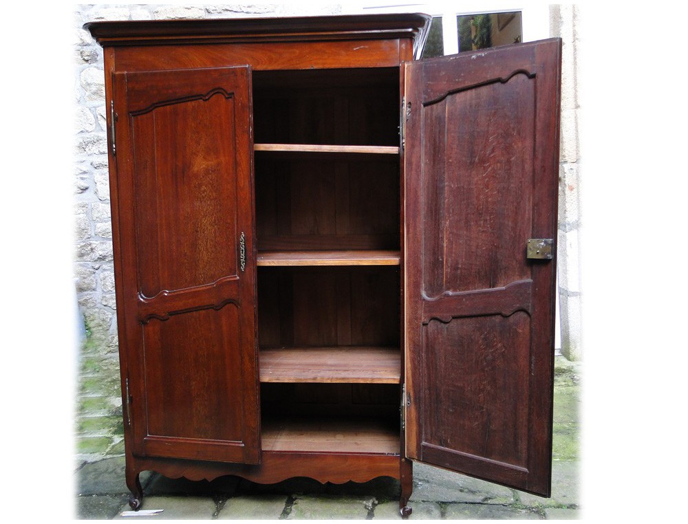 Port cabinet Nantes Louis XV amaranth massive 18th