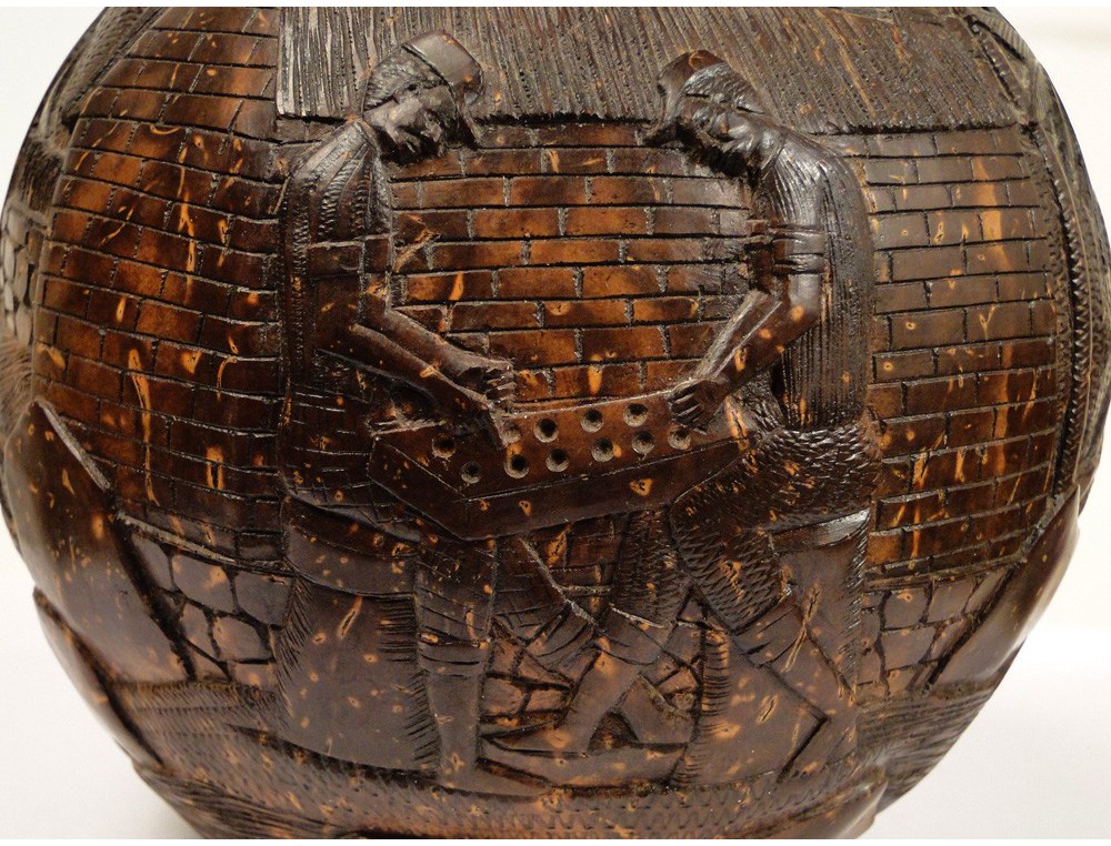 Coconut carved gourd Polynesia Folk Art 19th