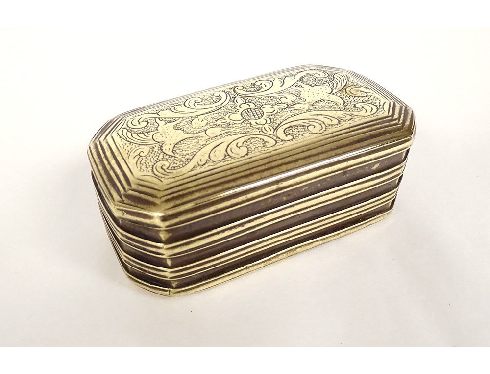 Dutch snuff box copper brass secret cache 18th century