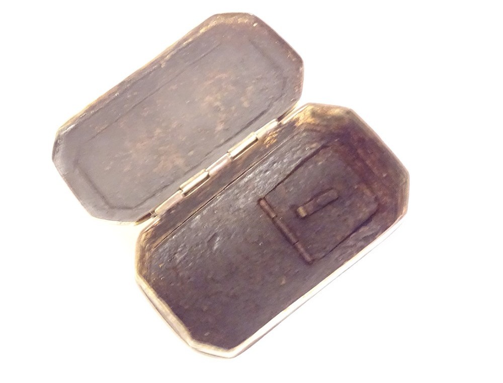 Dutch snuff box copper brass secret cache 18th century
