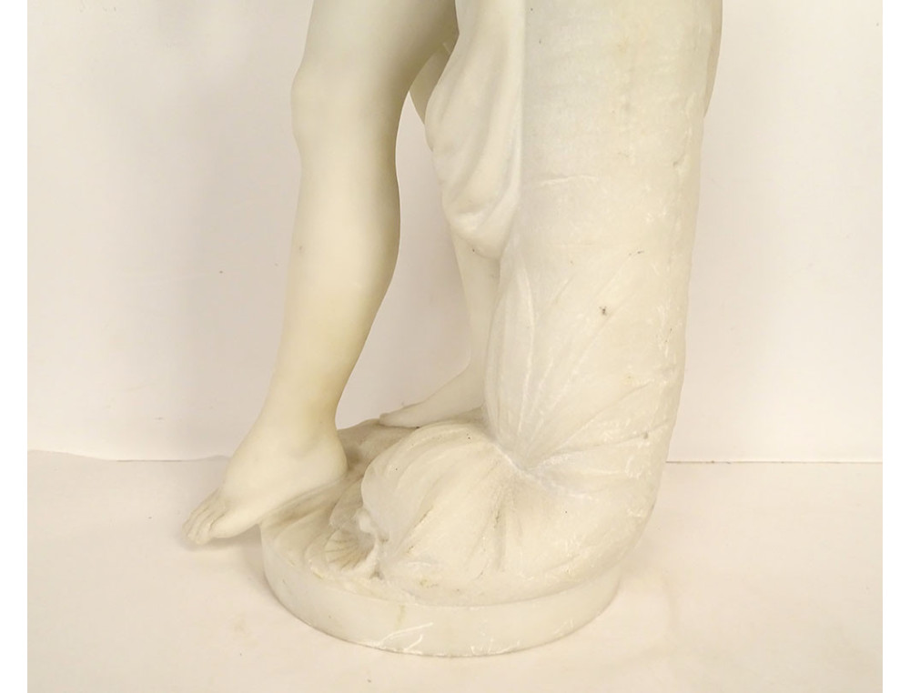 Carrara marble statue of a bathing nymph by Falconet Battiglia, 19th ...