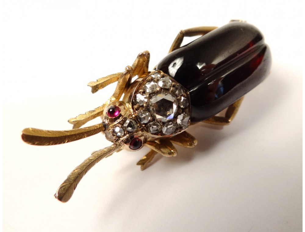 Stunning pin Beetle 18K solid gold garnet diamond ruby ??roses twentieth