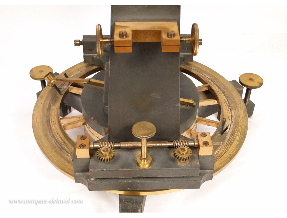 Lacquered portable azimuth circle, Brunner Paris, 19th century