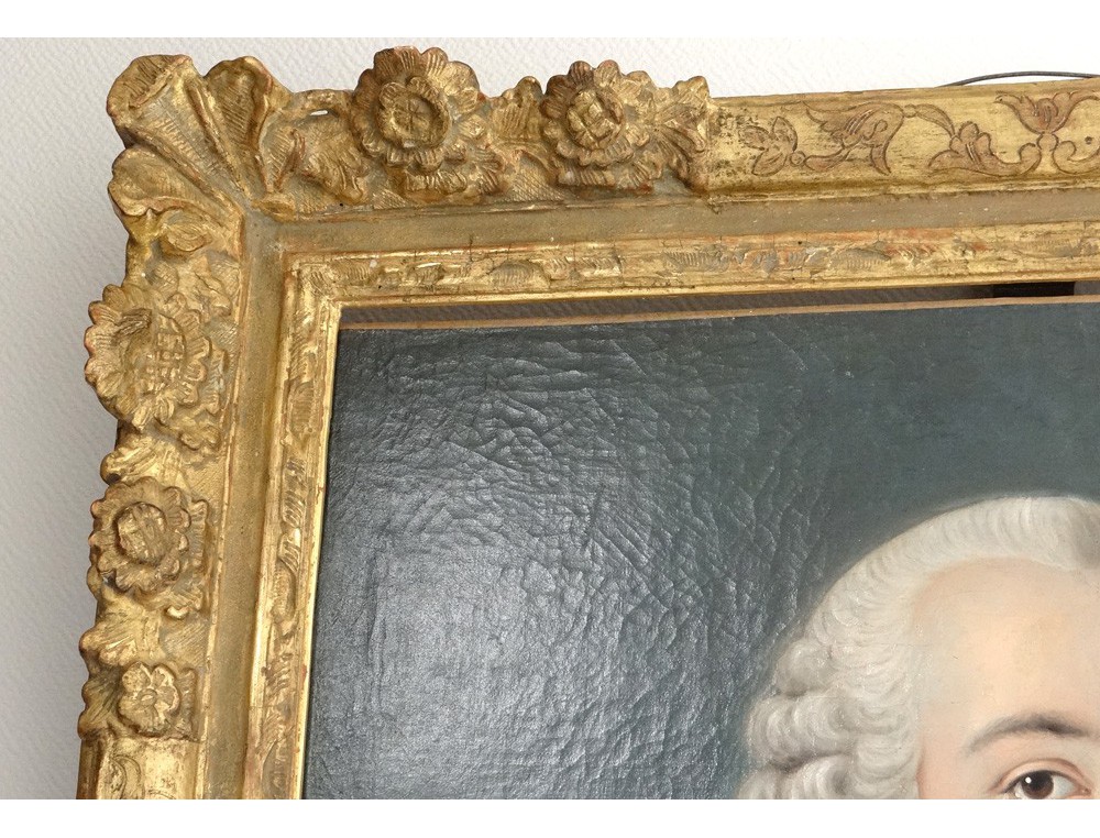 HST pair silky noble couple portrait Tours Roze carved frame XVIII