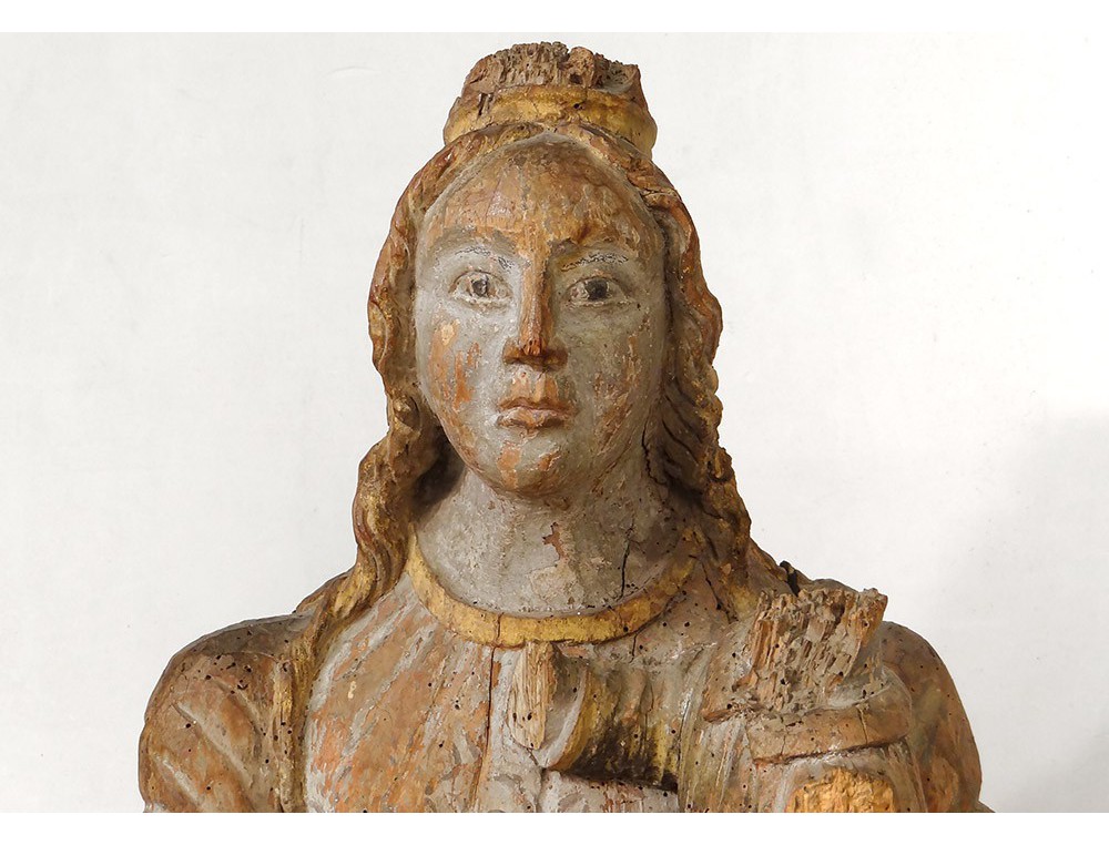 religious statue Virgin and Child Jesus carved sixteenth century wood